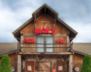 Nick’s Pizza & Pub Saves $70K Per Year – Restaurant365