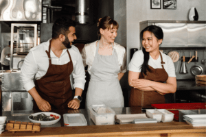 Restaurant Staff Training: How to Train Restaurant Employees