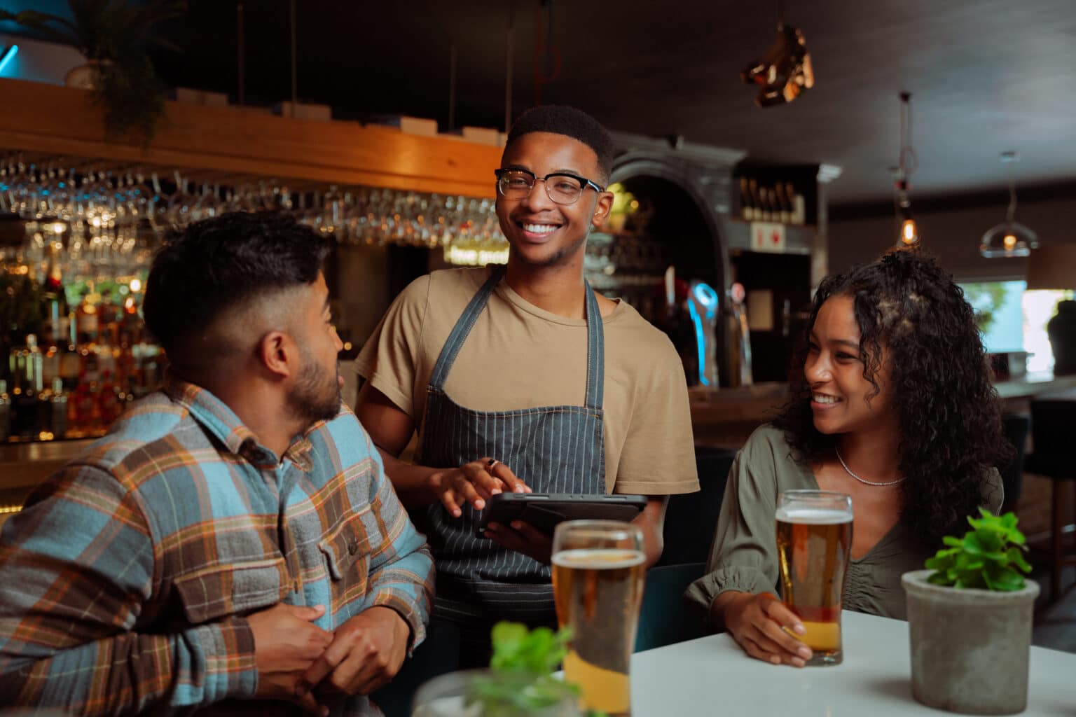 Restaurant Staff Training: How to Train Restaurant Employees