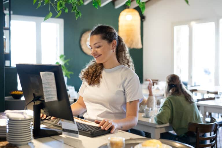 Online Restaurant Management System | Restaurant365