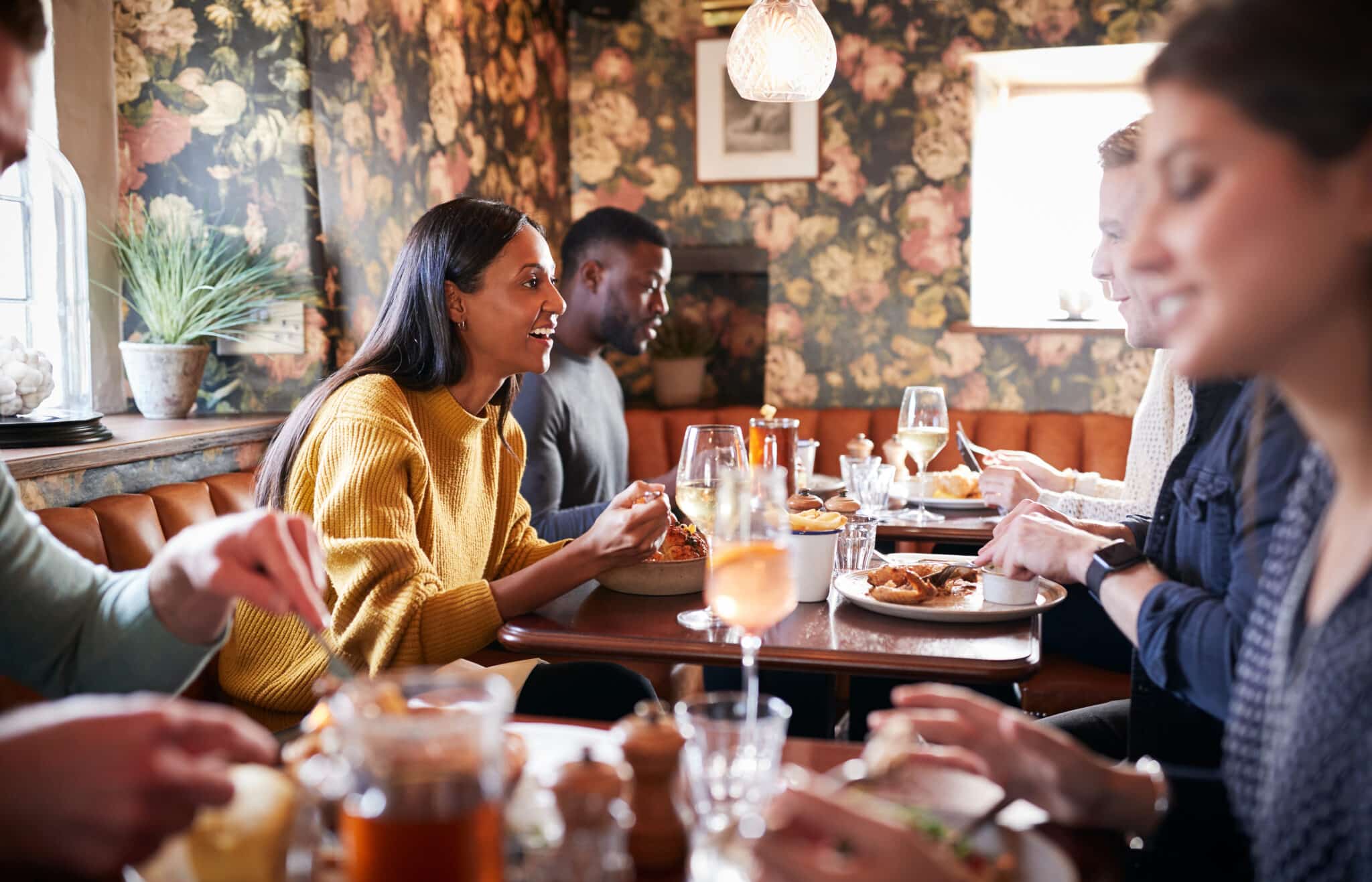Guide to Restaurant Host Training: How to Train a Host